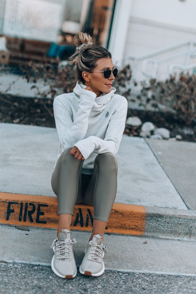 Look Dress With Running Shoes Gym Wear Ideas For Girls Casual Wear Look Dress With Running Shoes Gym Wear Ideas For Girls Casual Wear